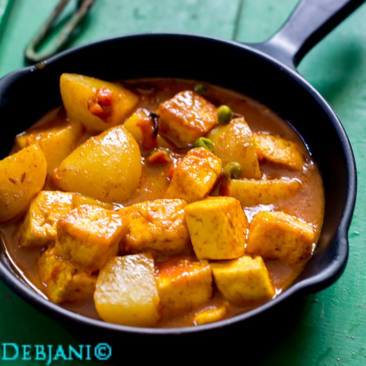 Bengali Niramish Paneer Er Dalna Recipe Step By Step Bengali Niramish Paneer Er Dalna Recipe Step By Step