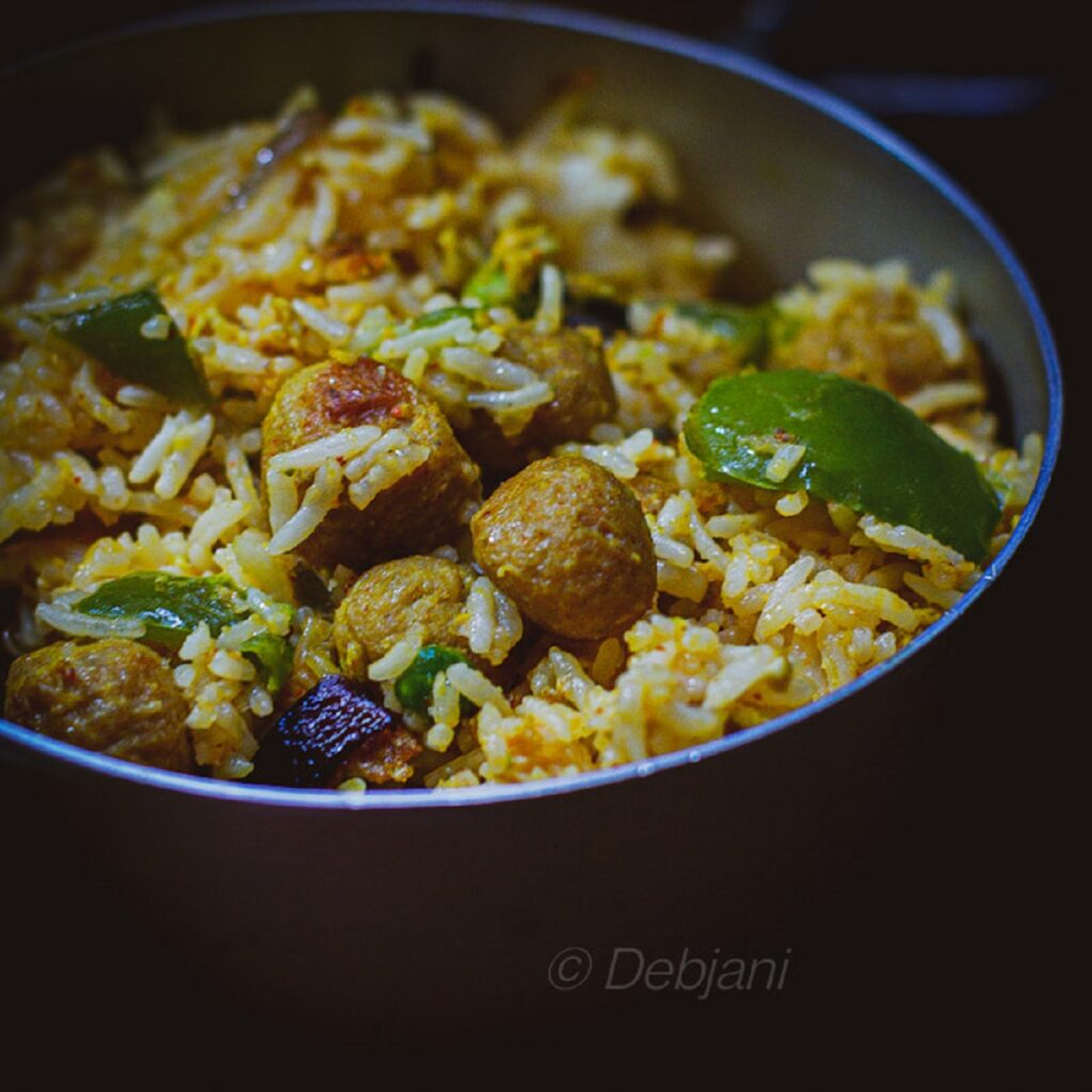 Soya Chunks Pulao recipe aka Soya Pulao Debjanir Rannaghar