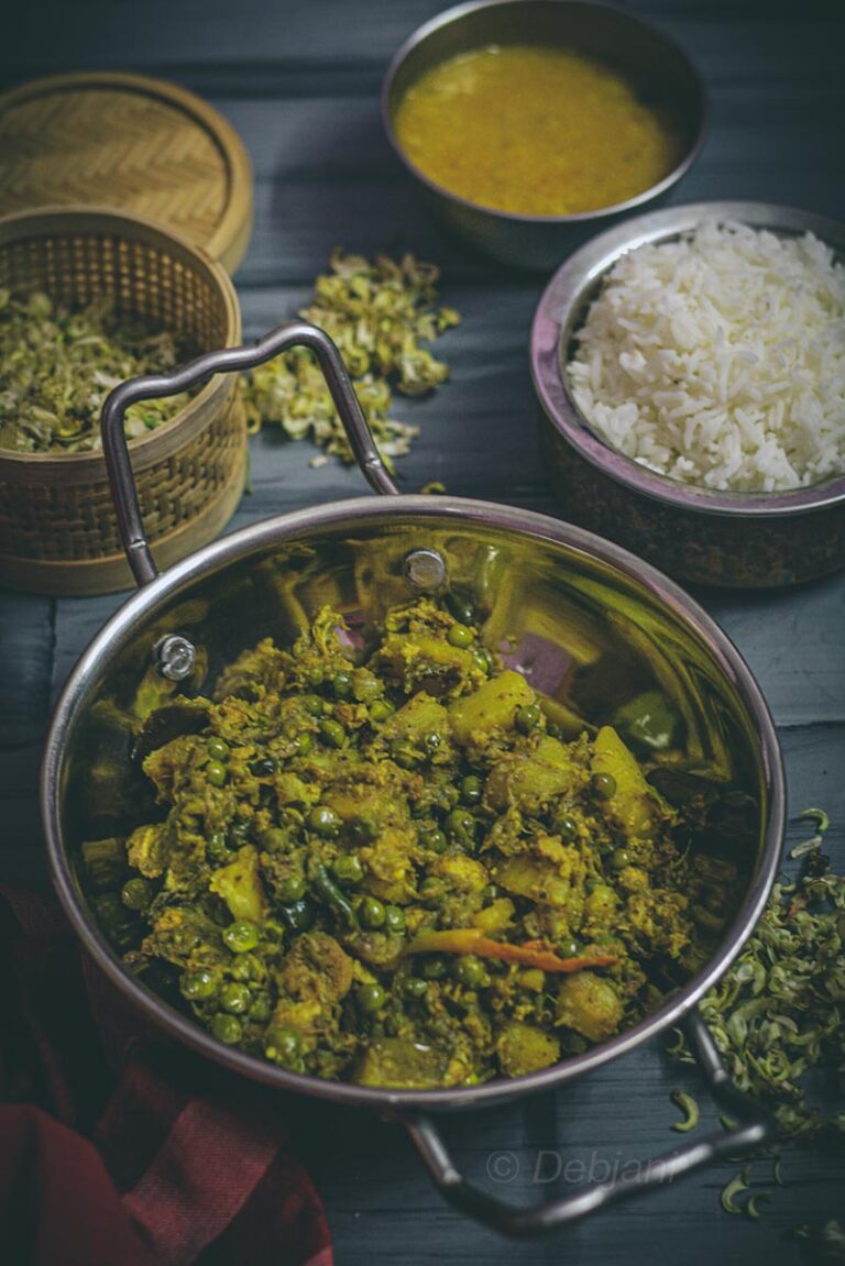 Shojne Phuler Chorchori Debjanir Rannaghar