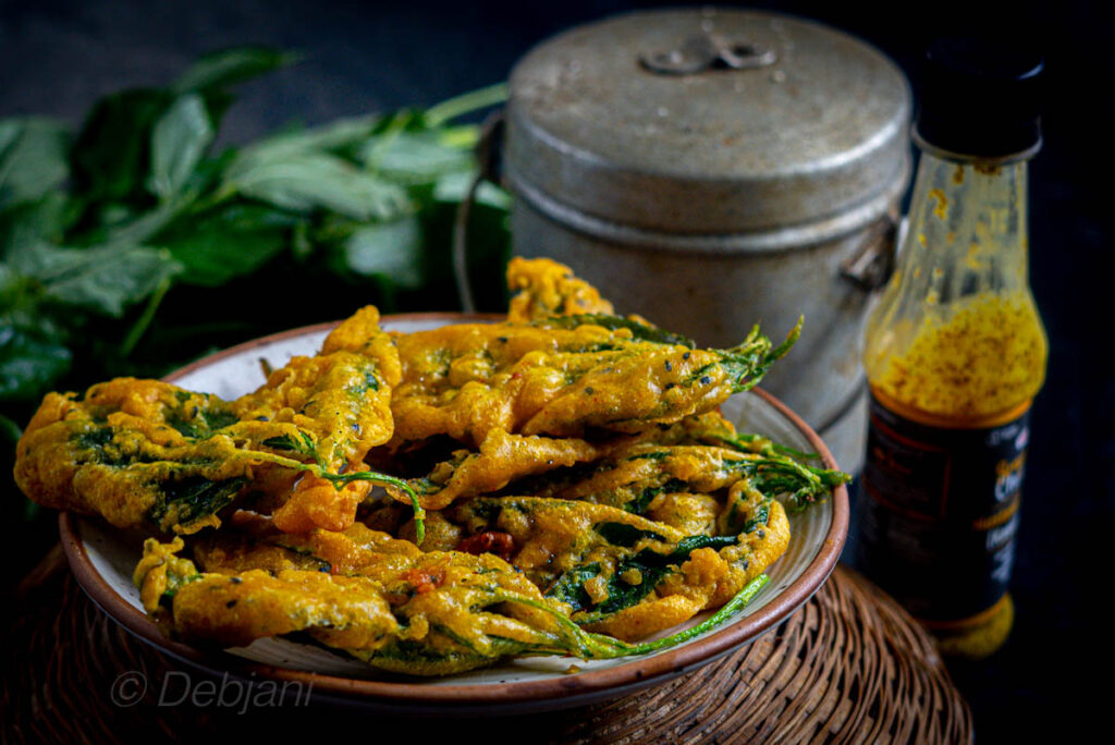 Pat Patar Bora Recipe Debjanir Rannaghar