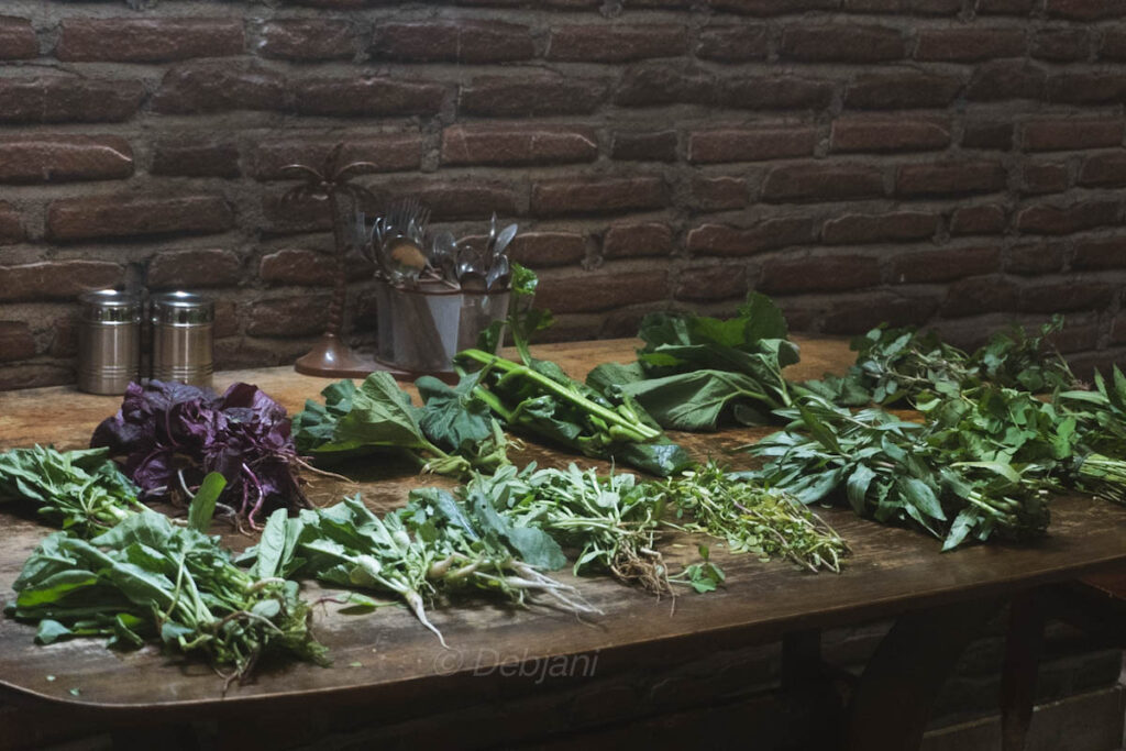 Choddo Shak Recipe with Video Debjanir Rannaghar