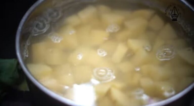 Bhoger dudh paneer aloo phulkopi motorshuti diye recipe Debjanir Rannaghar