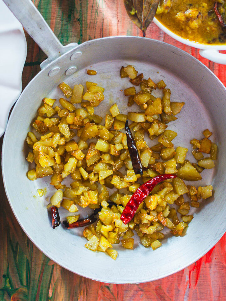 Bengali Jhinge Posto | Jhinge Aloo Posto Recipe - Debjanir Rannaghar