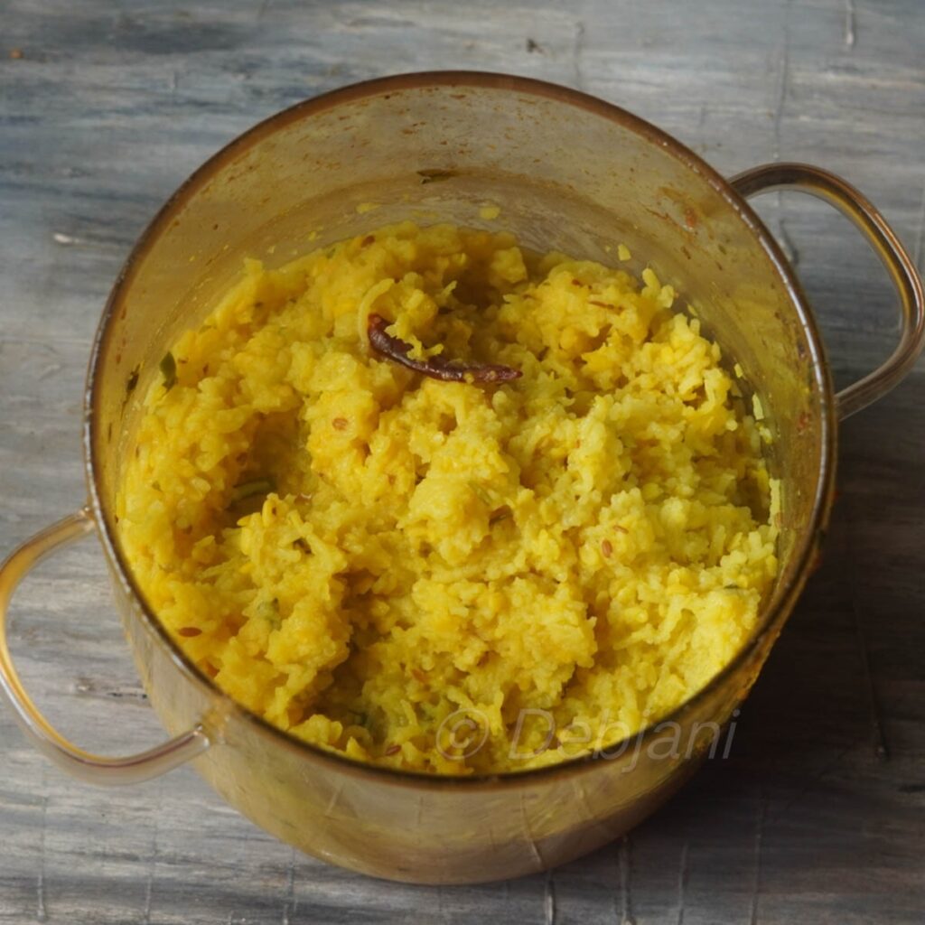 Plain Moong Daal Khichdi in Microwave Recipe - Debjanir Rannaghar